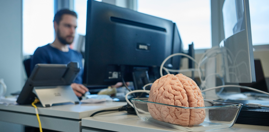 Services - ARTORG Center for Biomedical Engineering Research